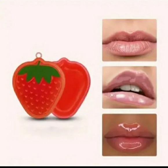 None | Makeup | 35 2pc Strawberry Shaped Lip Balm Set | Poshmark